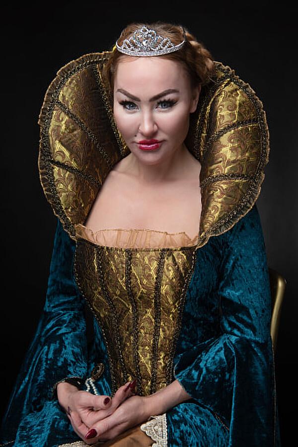 Fanni Compton - JCM Management International